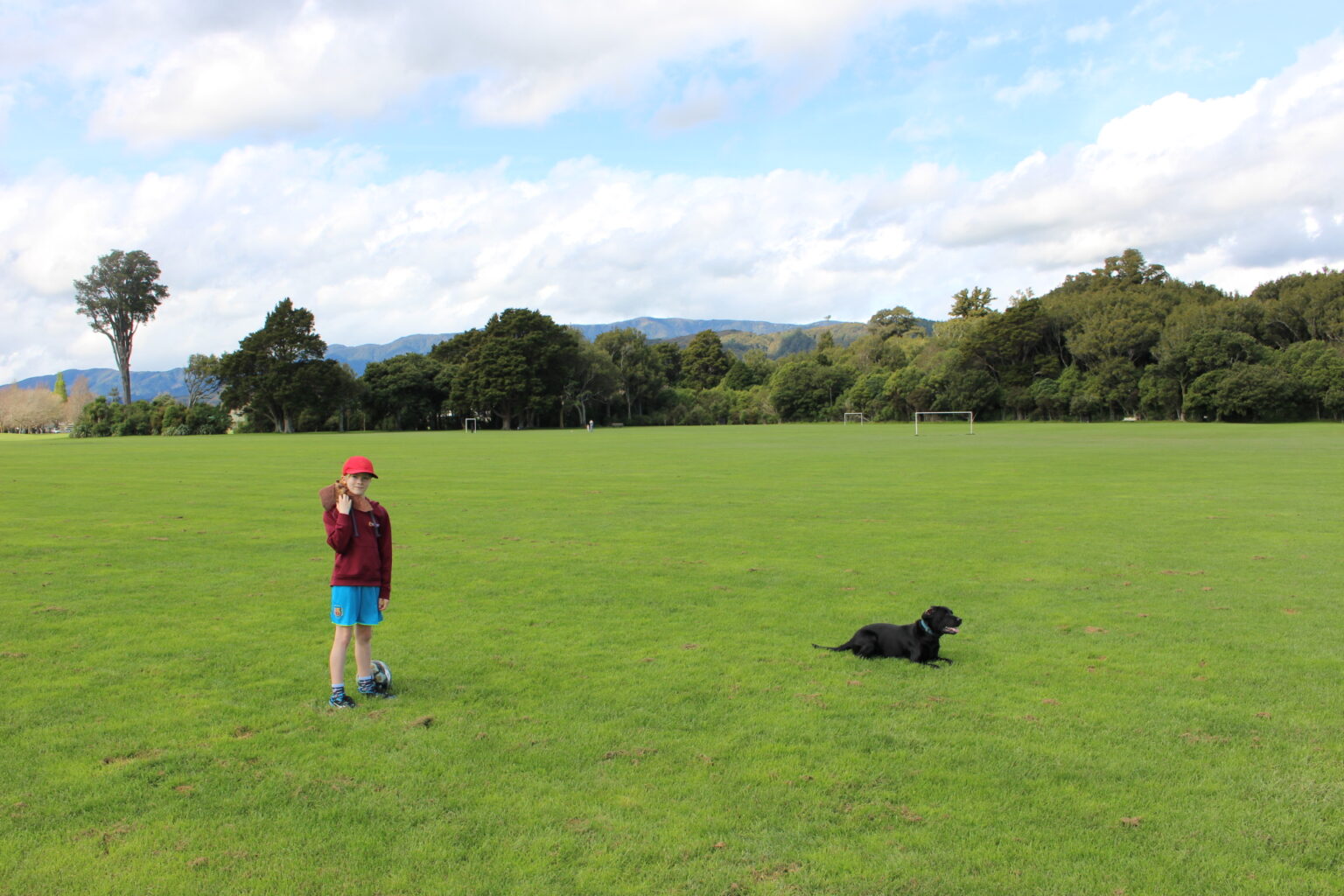 Polly Pekapeka visits Alex and Eddie – Kiwi Conservation Club