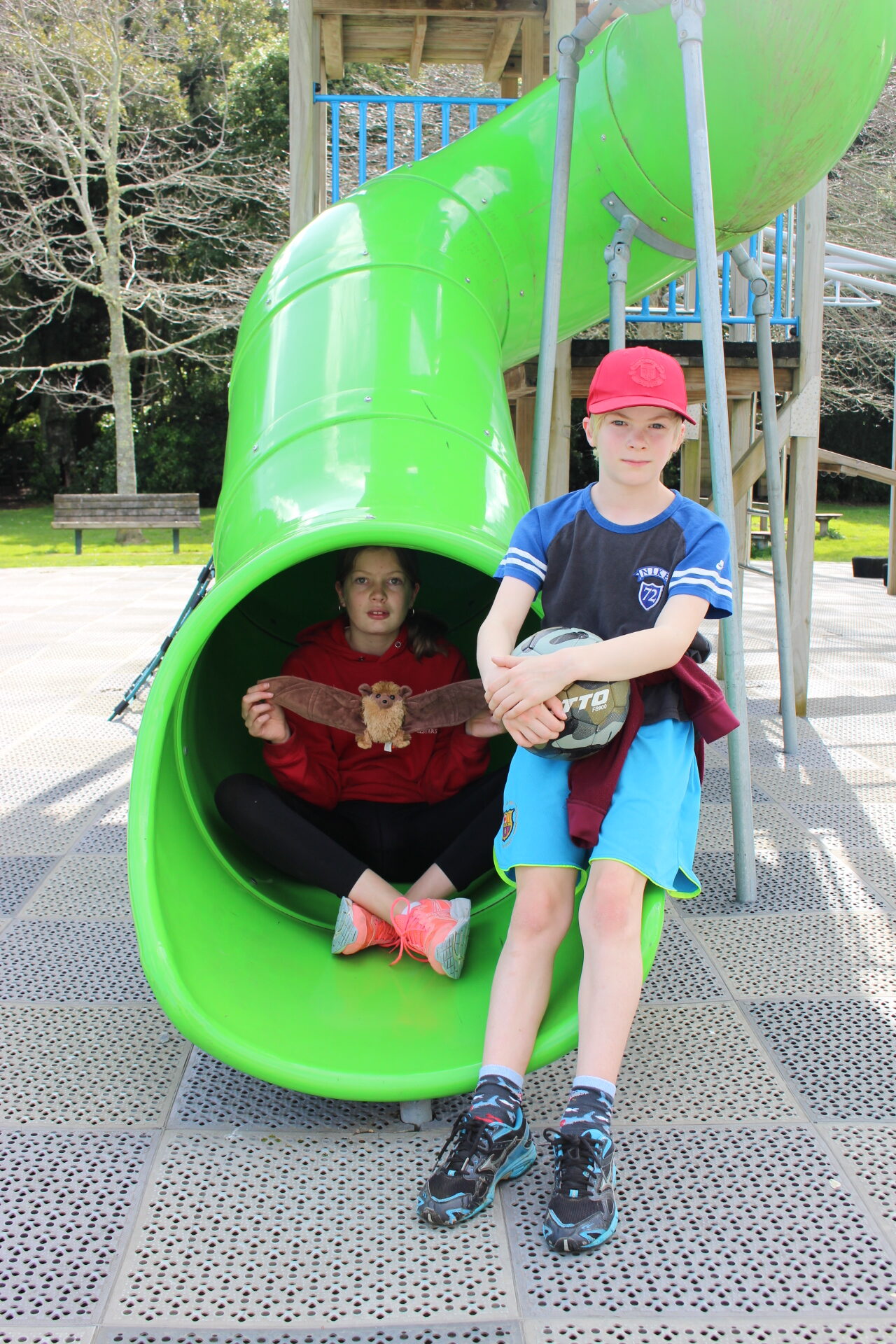 Polly Pekapeka visits Alex and Eddie – Kiwi Conservation Club